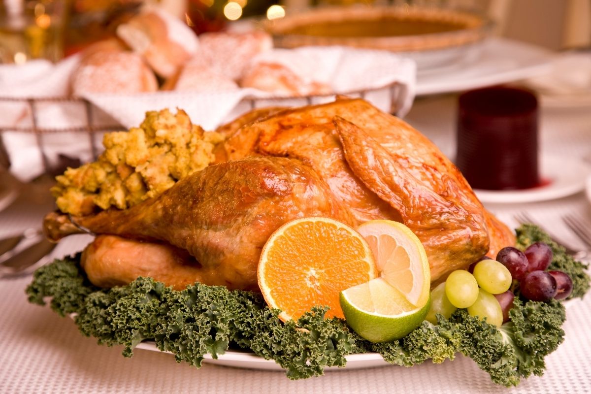 Rețetă simplă de curcan umplut pentru Ziua Recunoștinței